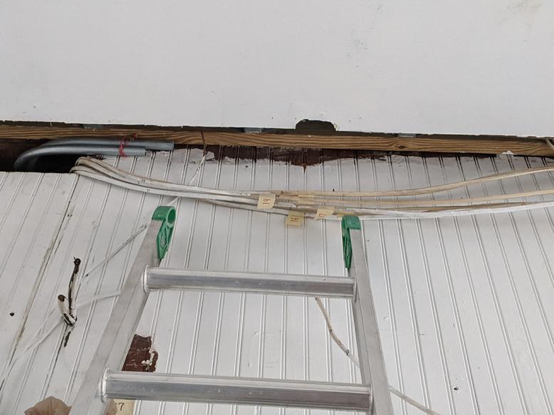 How to frame a small chase for a bundle of wires? | DIY Home ...