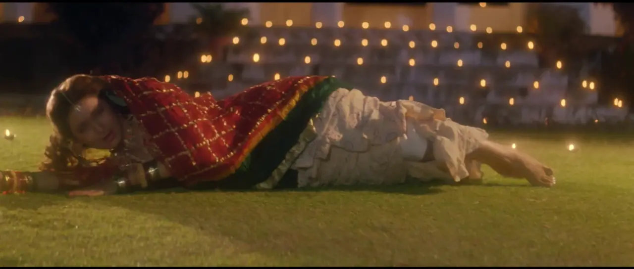 f 220 — Postimages