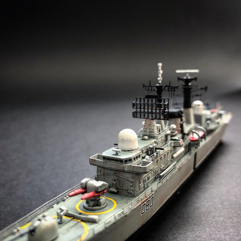 Cyber Hobby 1/700 HMS Sheffield Type 42 destroyer. - Ready for ...