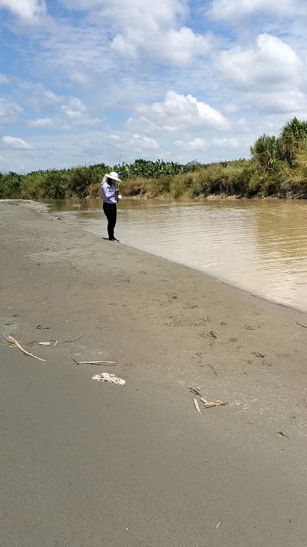 COLOMBIAN FISHING SOLO I OFFER YOU A DEAL IN EXCHANGE mp4 snapshot 00 16 000 — Postimages