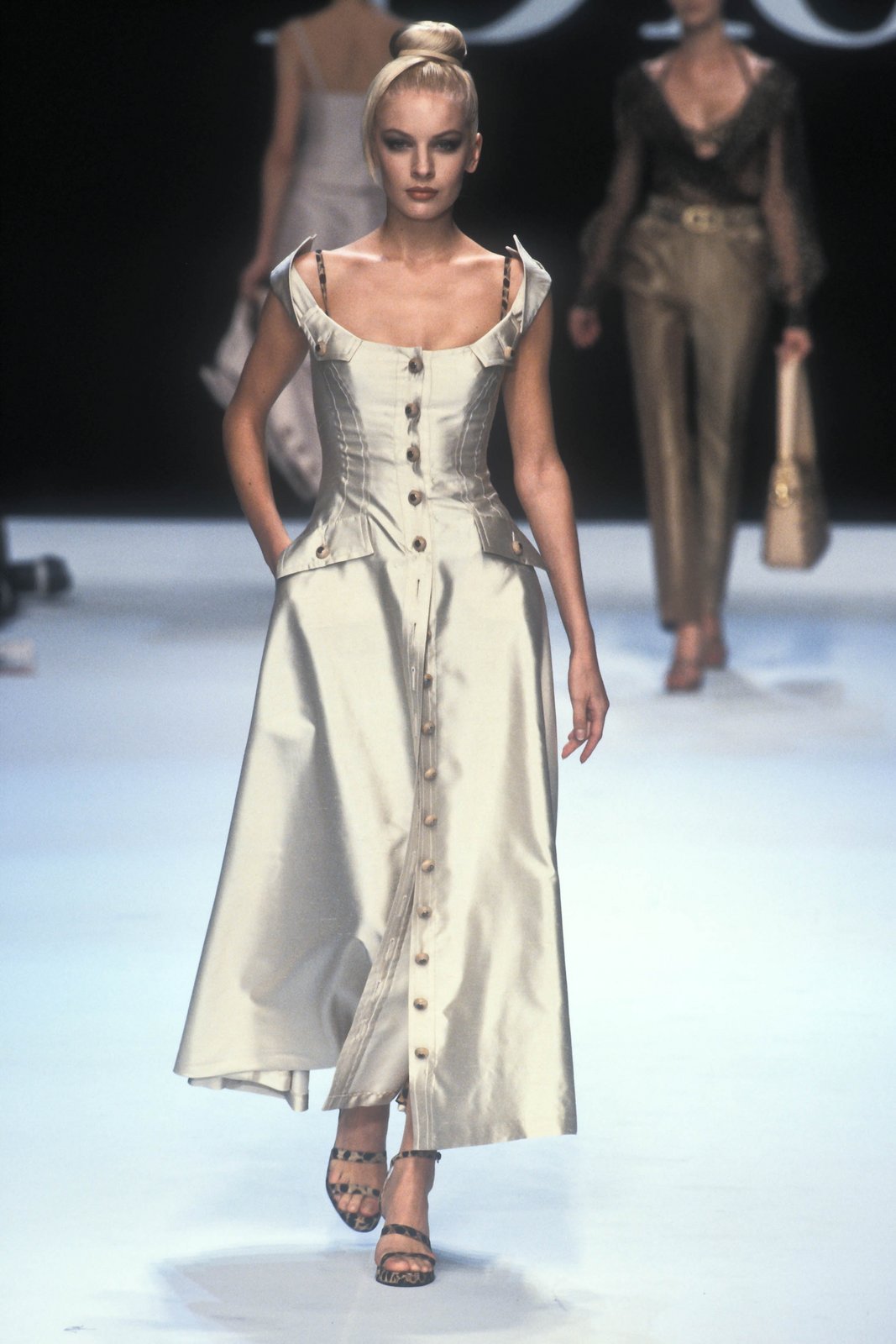 Fashion Classic: Christian DIOR Spring/Summer 1997 | Lipstick Alley