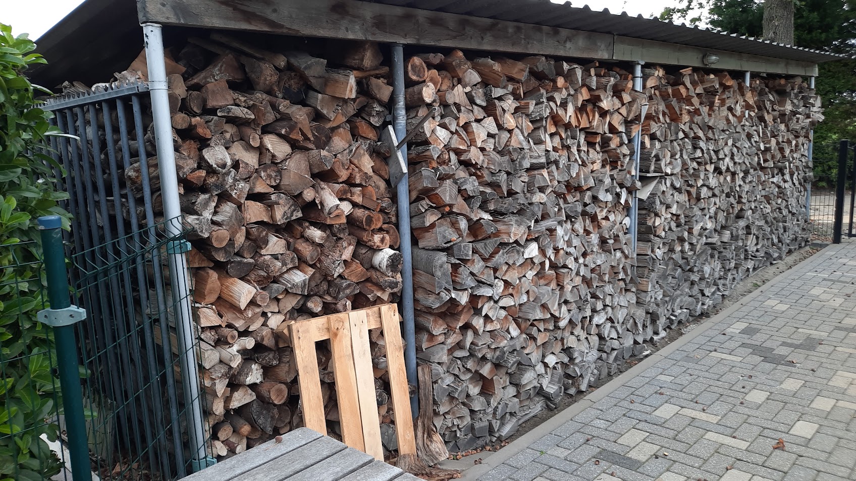 kachelhout — Postimages