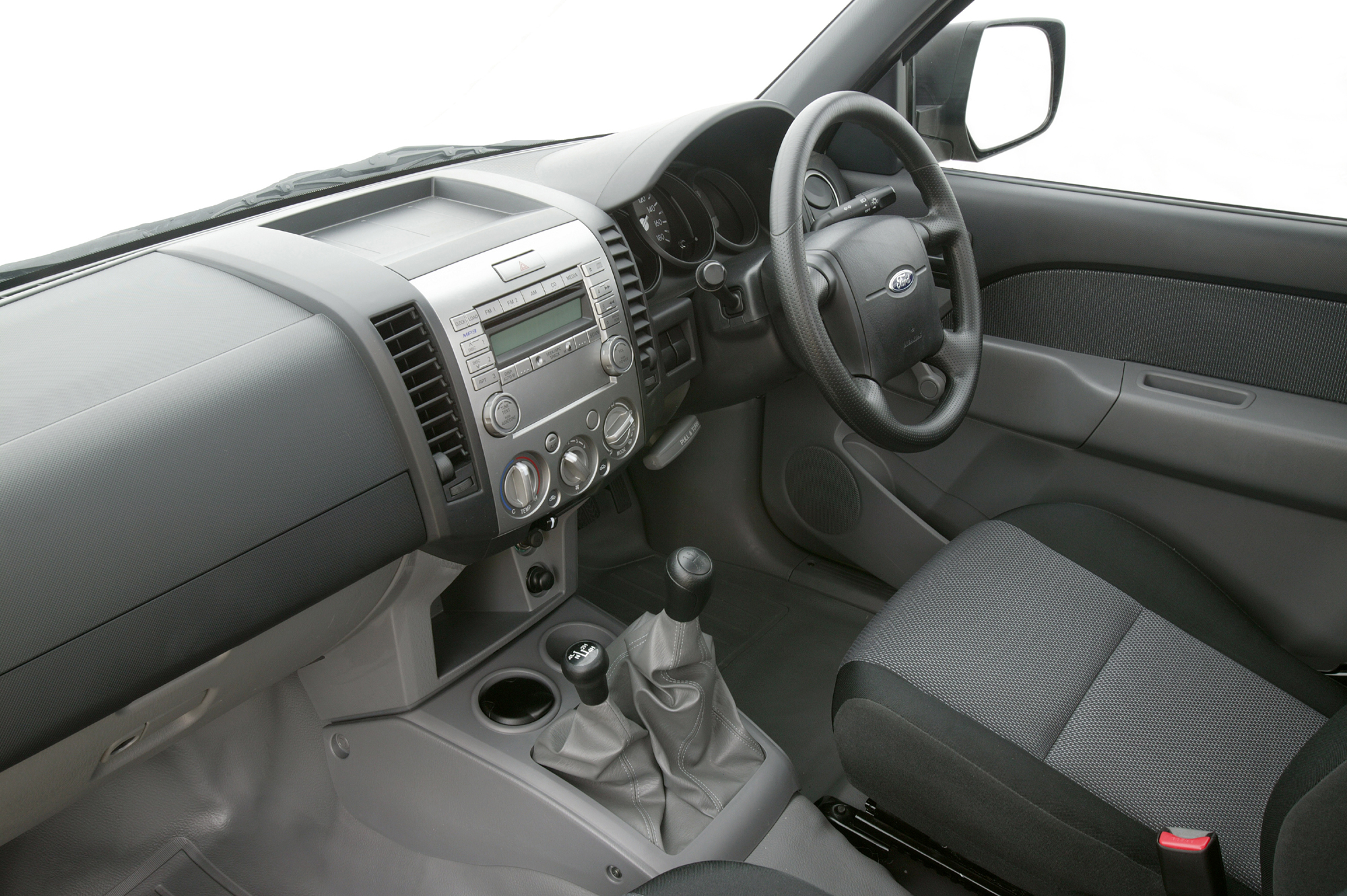 RANGER XL 4 X4 INTERIOR SHOWN WITH MANUAL GEAR BOX — Postimages