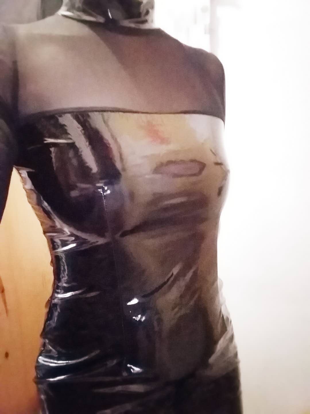 74 EA7401 1 E93 426 E 9 E6 B AB16 ABDA43 B0 — Postimages