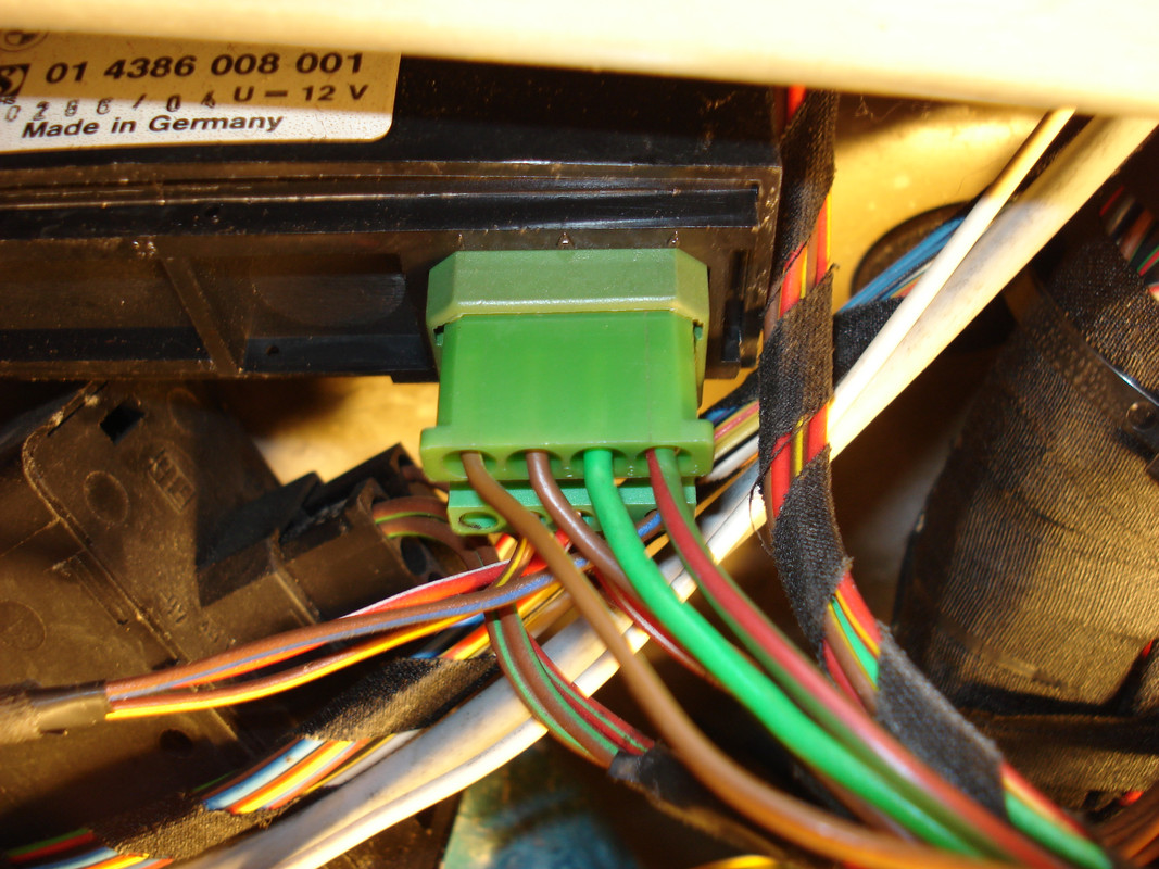 BMW E30 325e 1986 OBC Relay Wiring (1) — Postimages