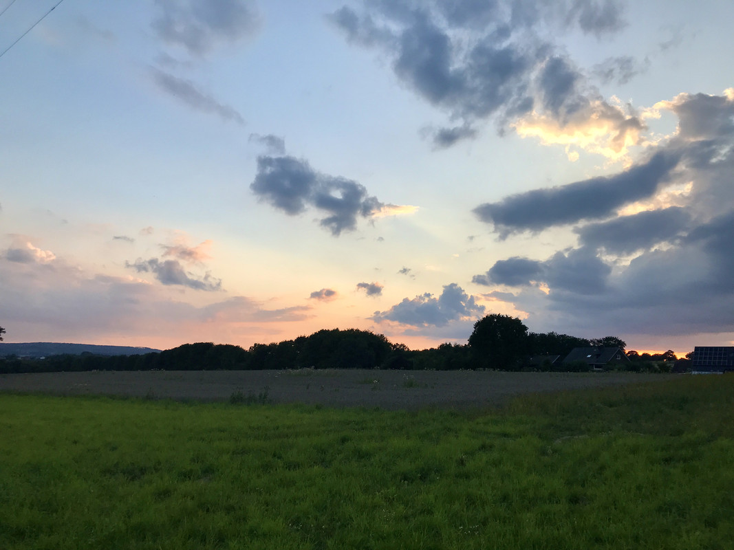 A4 D06669 61 C1 4218 B20 A CAA5951 E3622 — Postimages