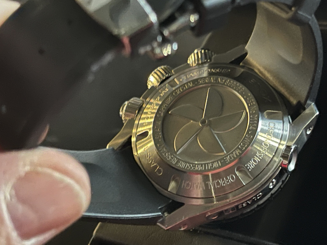 40 AA51 EF BA60 46 EC 9 F86 68 DD9 E113 C60 — Postimages