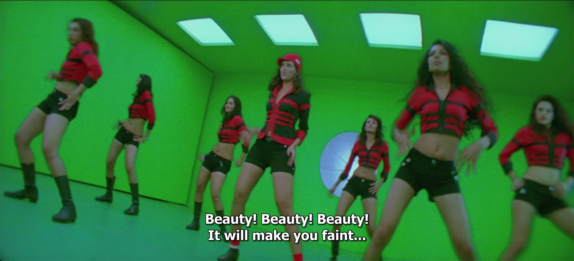 00 02 36 — Postimages