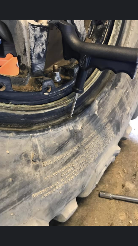 32" Maxxis Rampage Vs Mongrel Review! | Polaris RZR Forum - RZR Forums.net