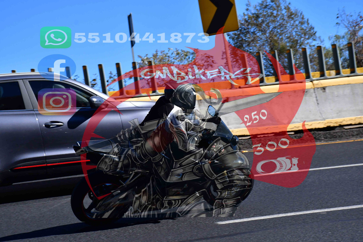 CH2 1021 — Postimages