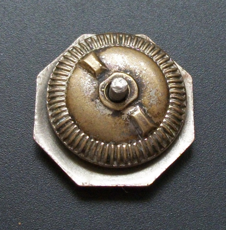 100 4069 — Postimages