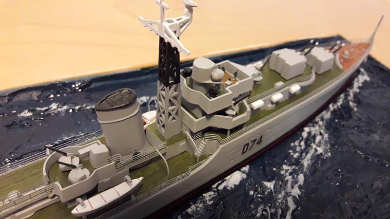 Frog Battle Class Destroyer: HMS Hogue D74 - Ready for Inspection ...