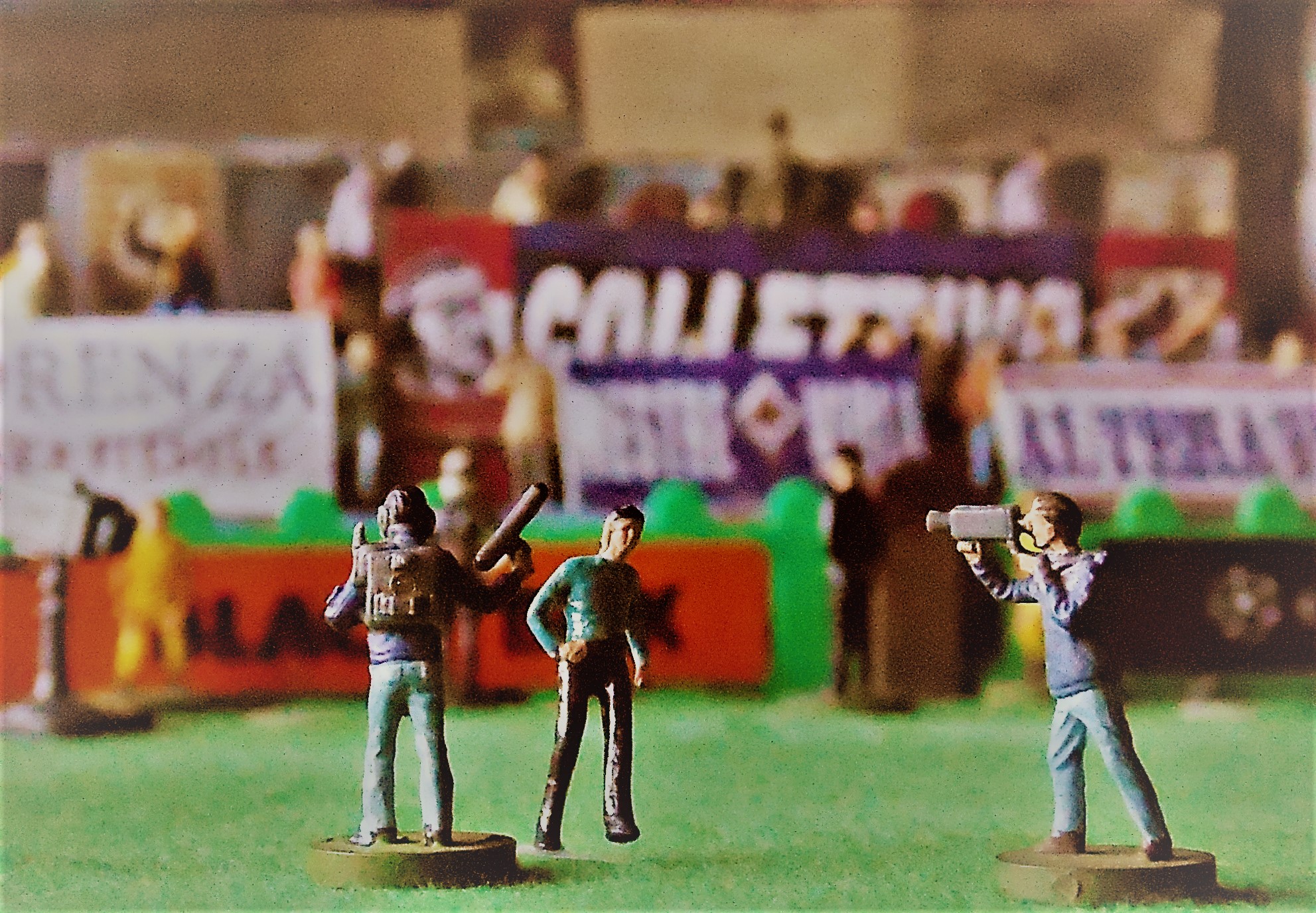 SAM 0892 — Postimages