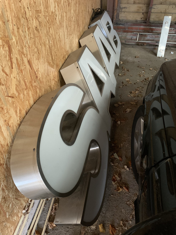 BE5 B8 D16 D447 4 DA5 98 FE AC93 B730158 E — Postimages