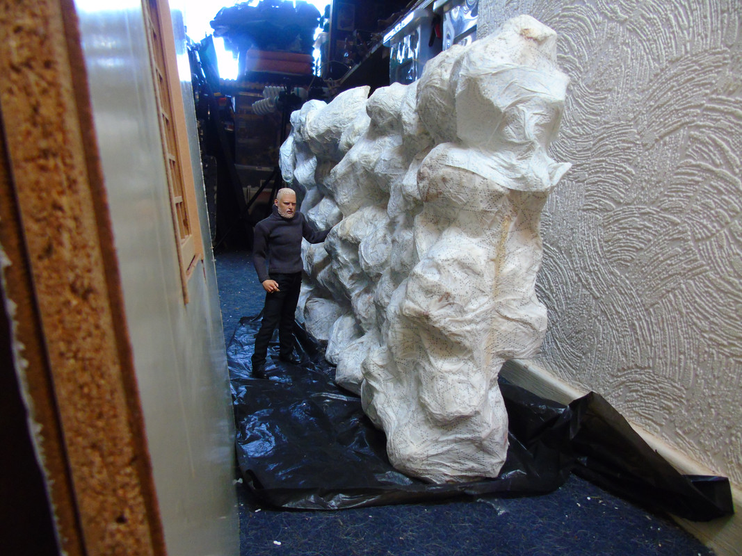 BAMBuilds - Creating a rock wall.