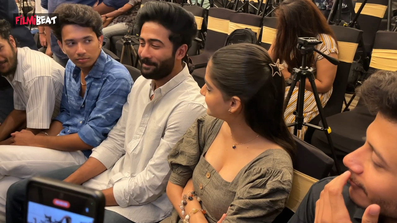 Anaswara Rajan Cute Boobs and Wide Cleavage show mp4 snapshot 00 50 192 — Postimages