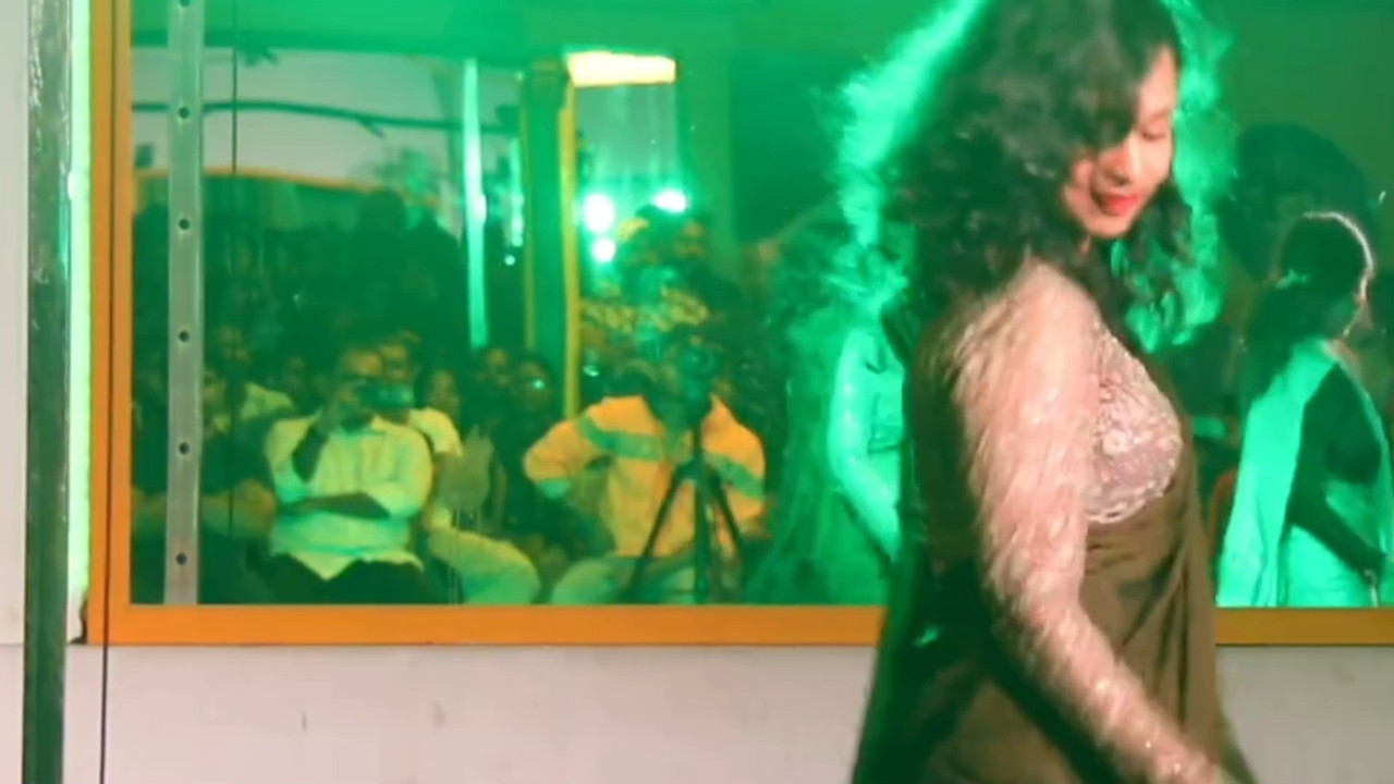 Cute Malayali Girl Open Deep Sexy Navel show in maroon saree while dancing 2 mp4 snapshot 01 04 ...