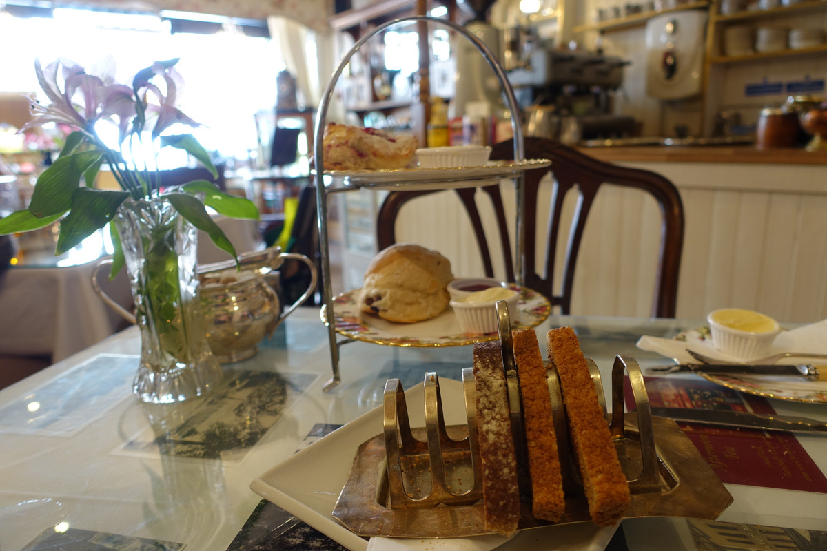 Scotland: a traditional high tea in Perth – Roam with Juliet