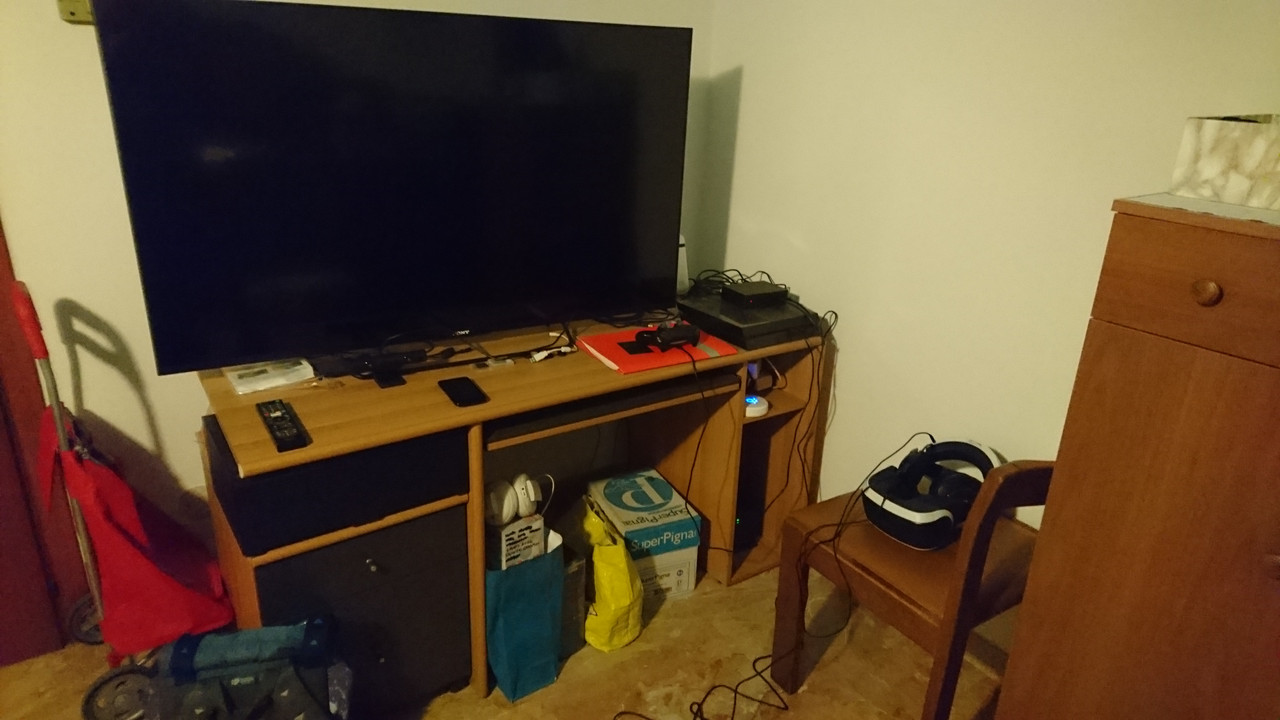 DSC 2035 — Postimages