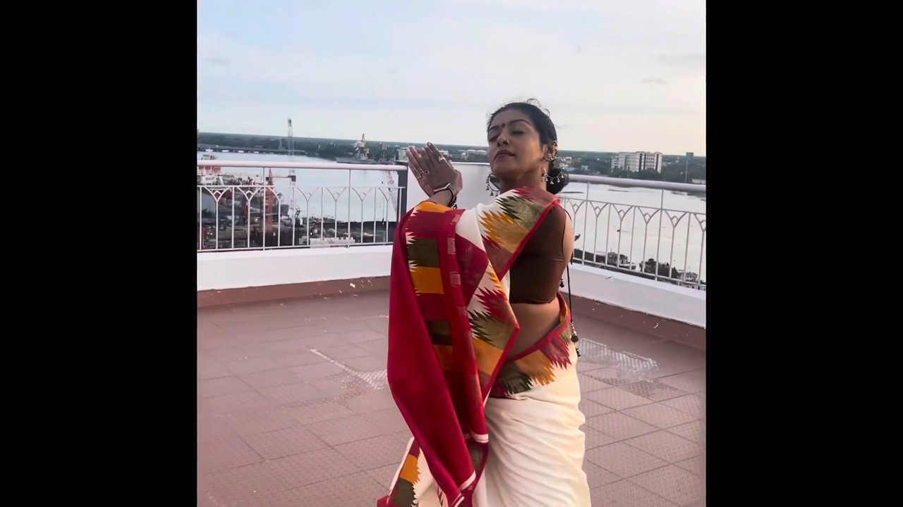 Sandhya manoj wide belly and navel show mp4 snapshot 01 09 797 — Postimages