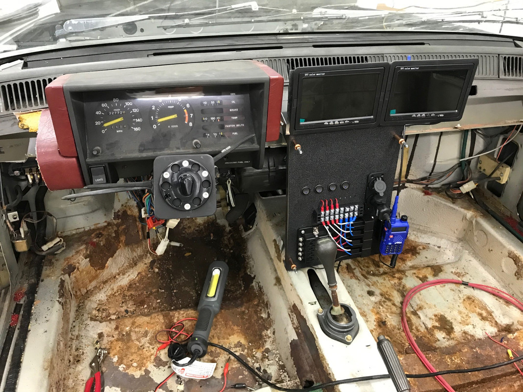 console mockup — Postimages