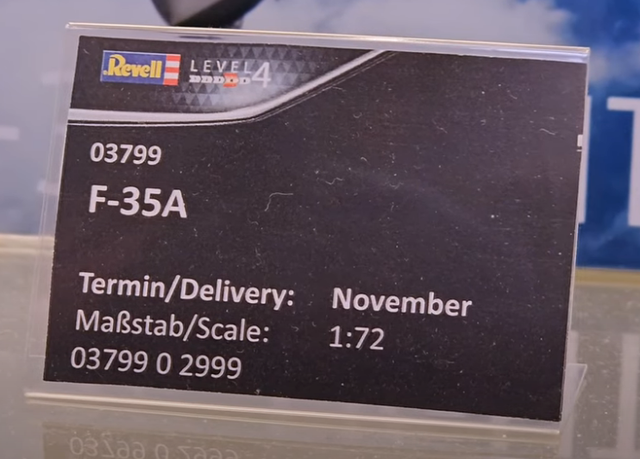 1/72 - Lockheed-Martin F-35A Lightning II by Revell - box art+3D ...