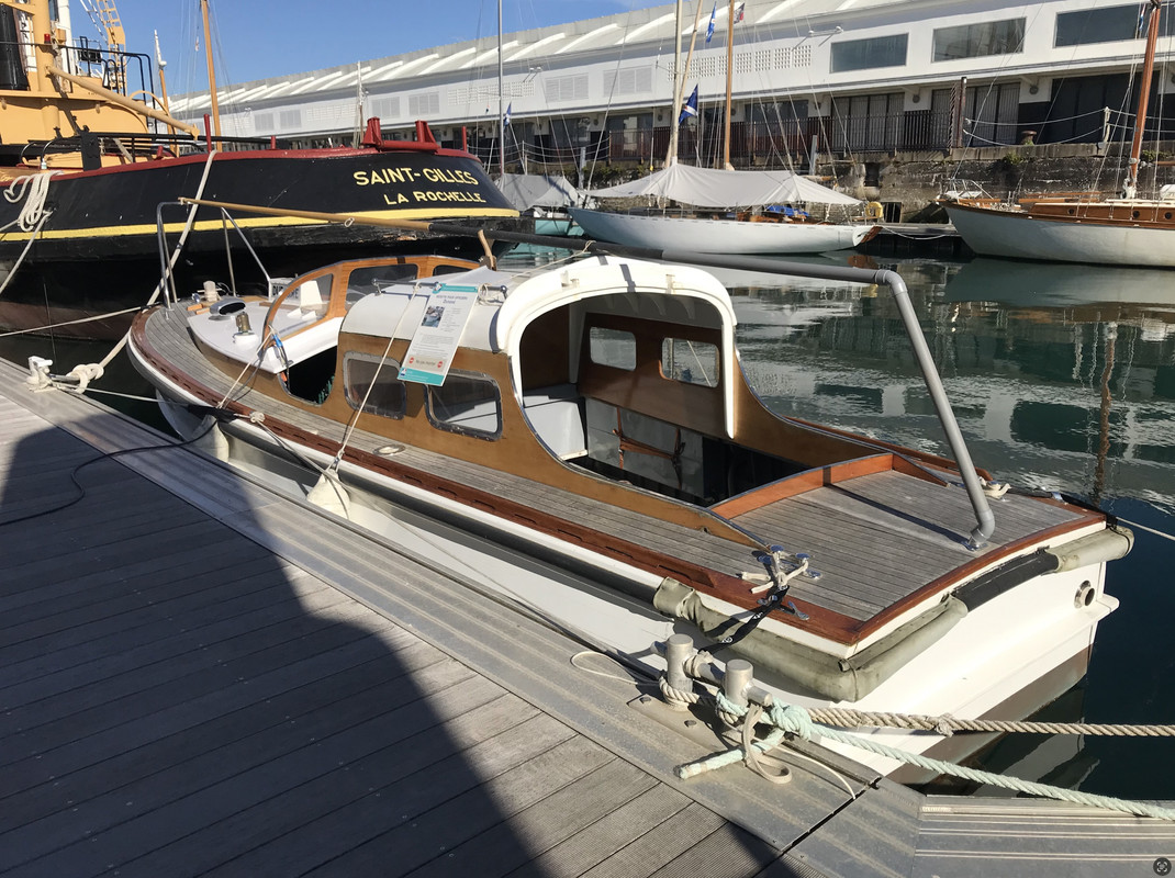 Vedette 8m pour officier Canot-Major - 1950/65 [RC bois - plan DCAN 1/ ...