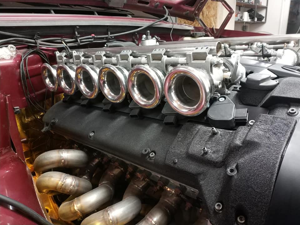 Volvo 740 wagon V12 6.0L engine swap