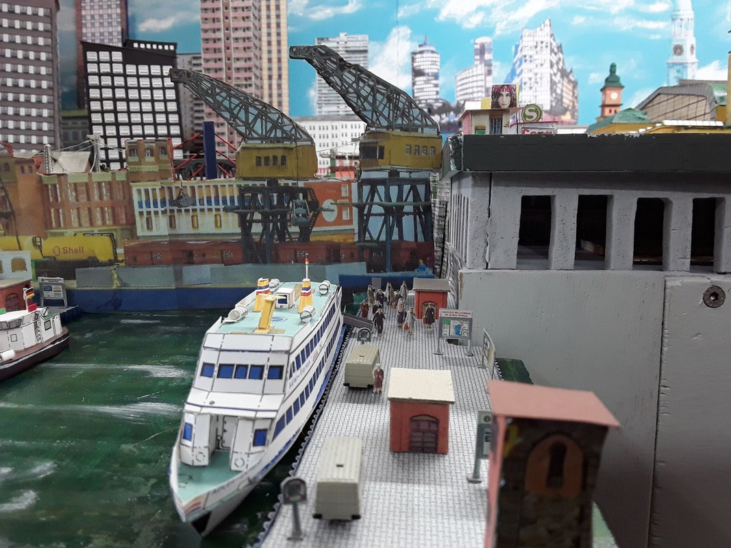 RE: Anhalterbahnhof und Hamburg Hbf in Spur Z - 24