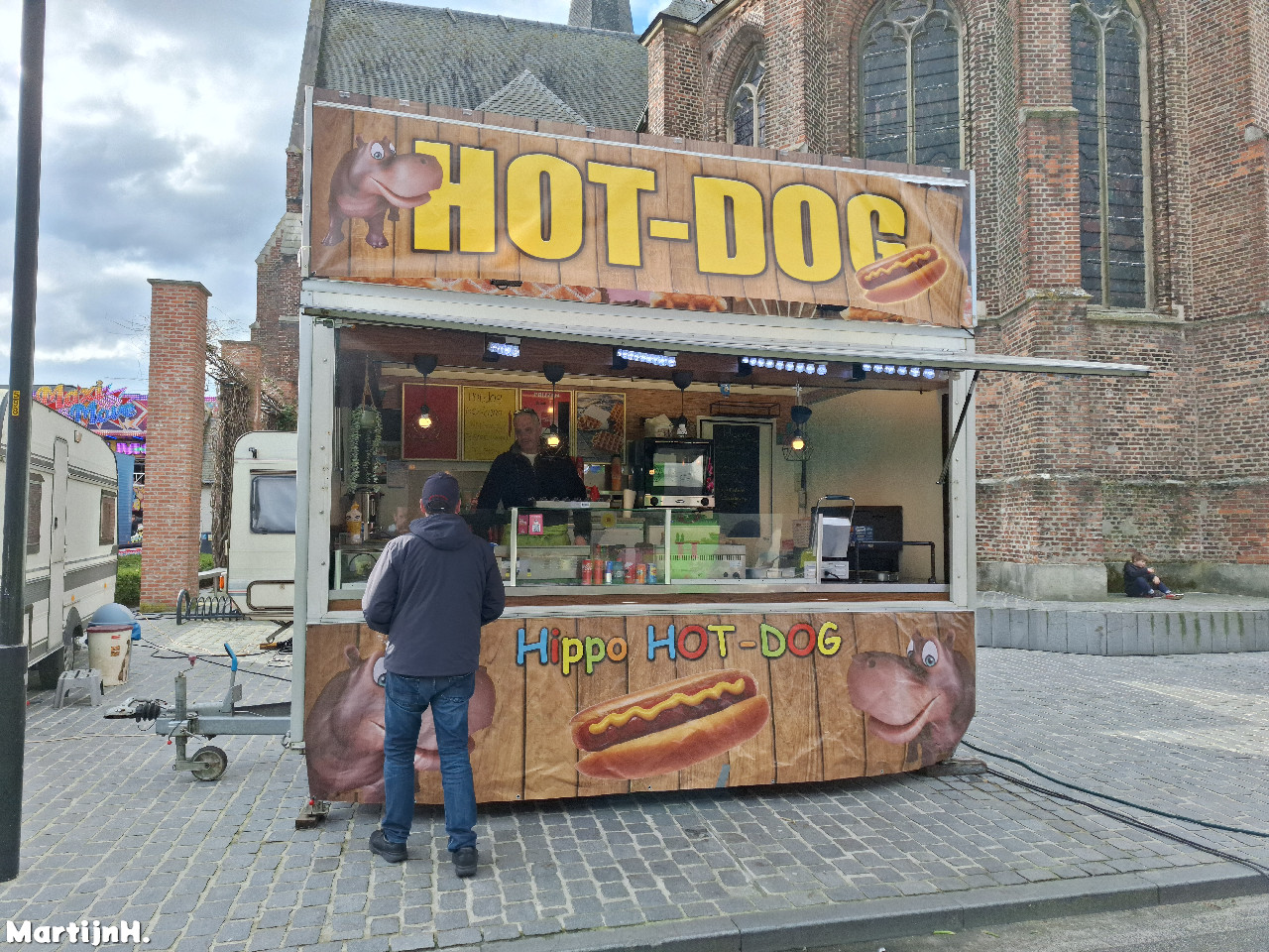 Dessel 24 21 — Postimages