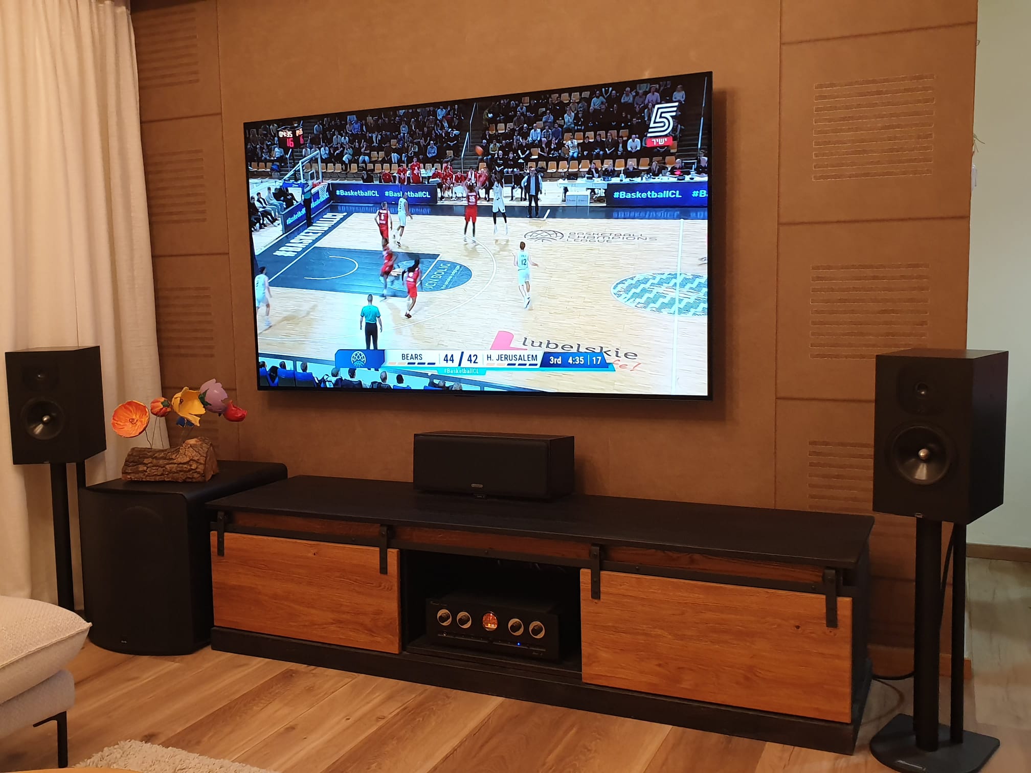 d3524ee3 f996 4e5c a287 192760633567 — Postimages