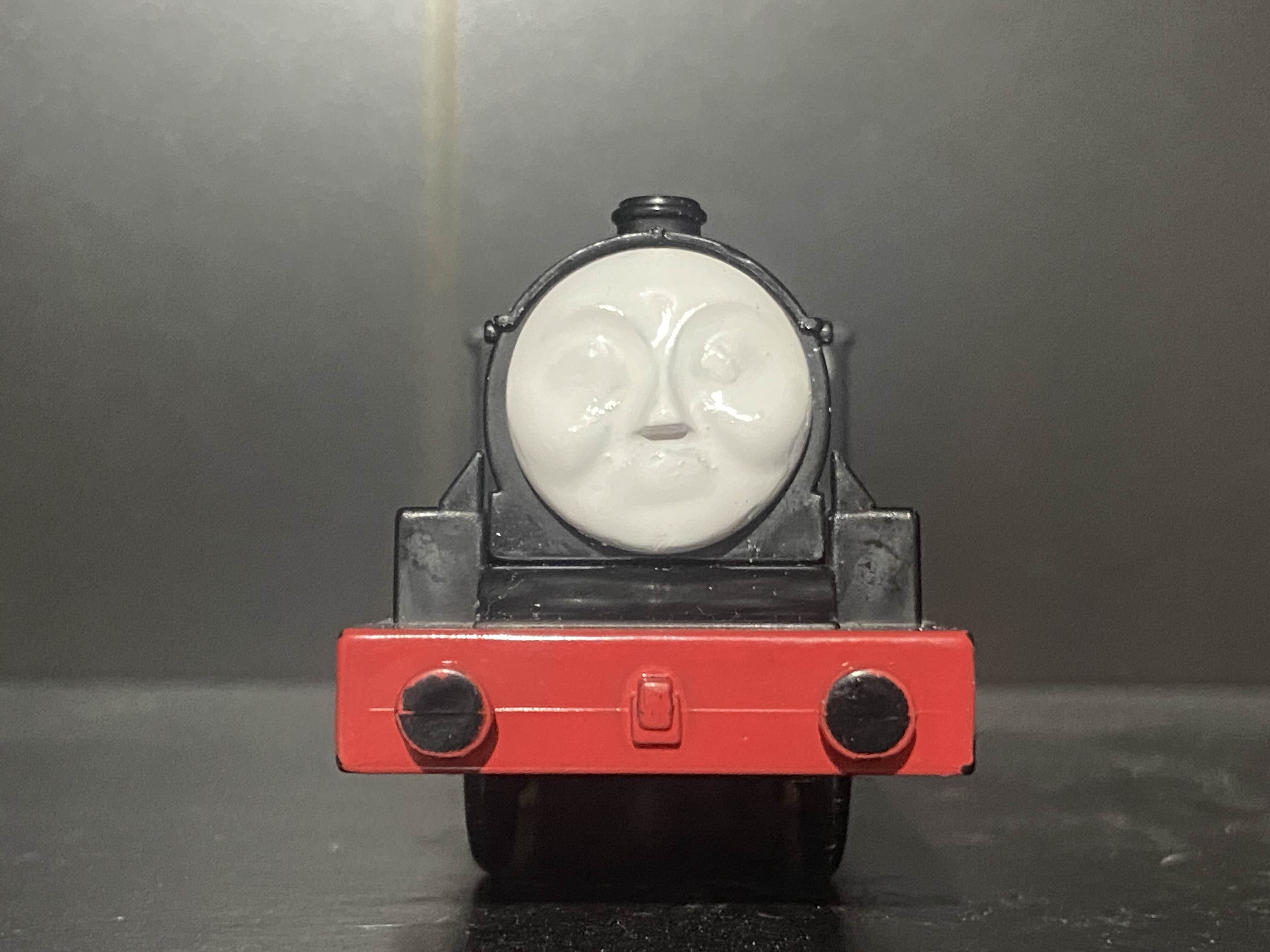 Slender Engine 01 — Postimages