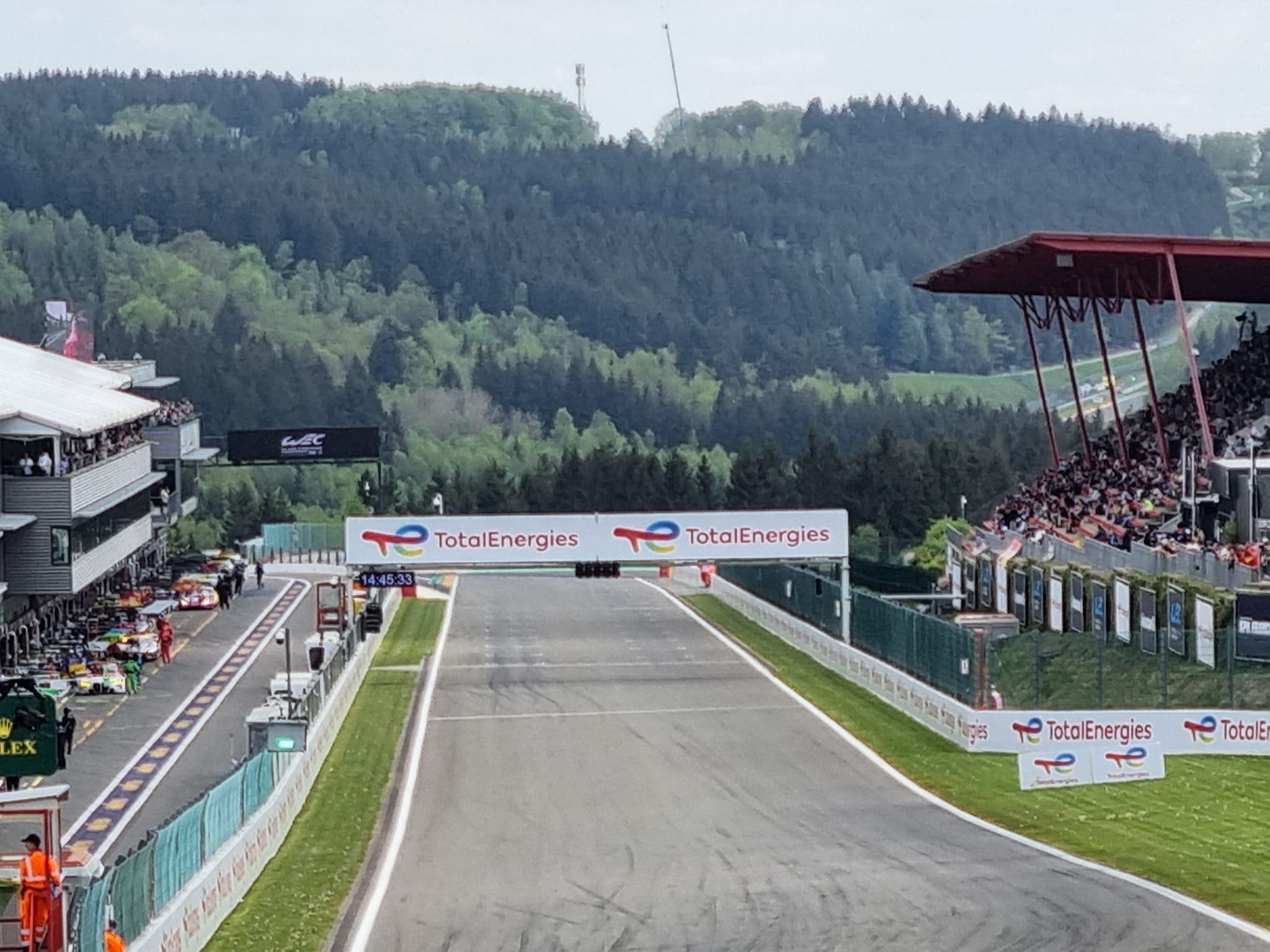 24spa00 amb 32 — Postimages