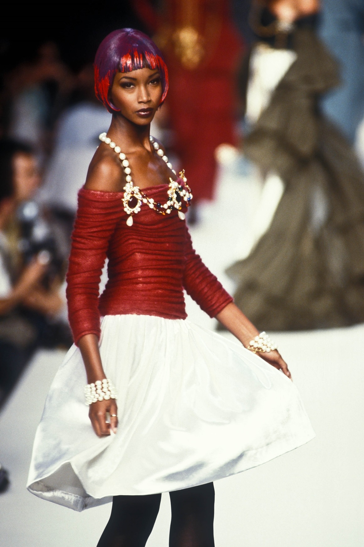 Fashion Classic: CHANEL Haute Couture Fall/Winter 1992 | Lipstick Alley
