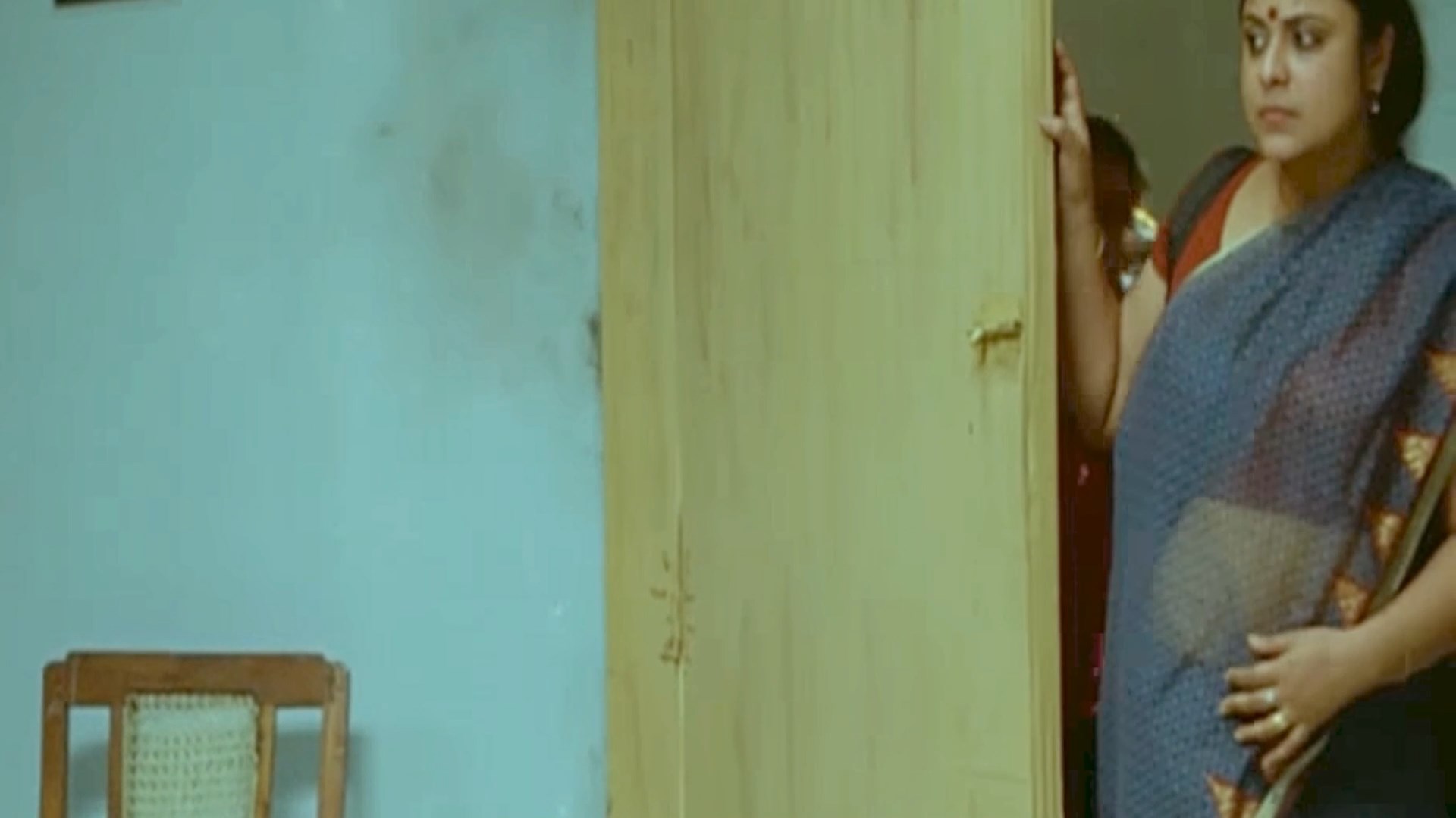 Malayalam Serial Actress Rare Navel Maalu Serial Actress Usha