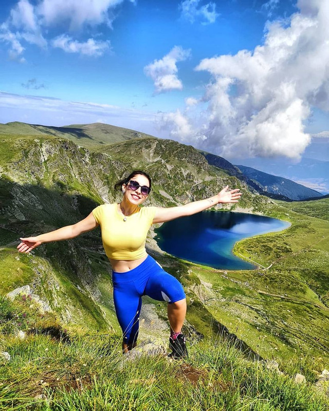 legins w a view nickeymousey — Postimages