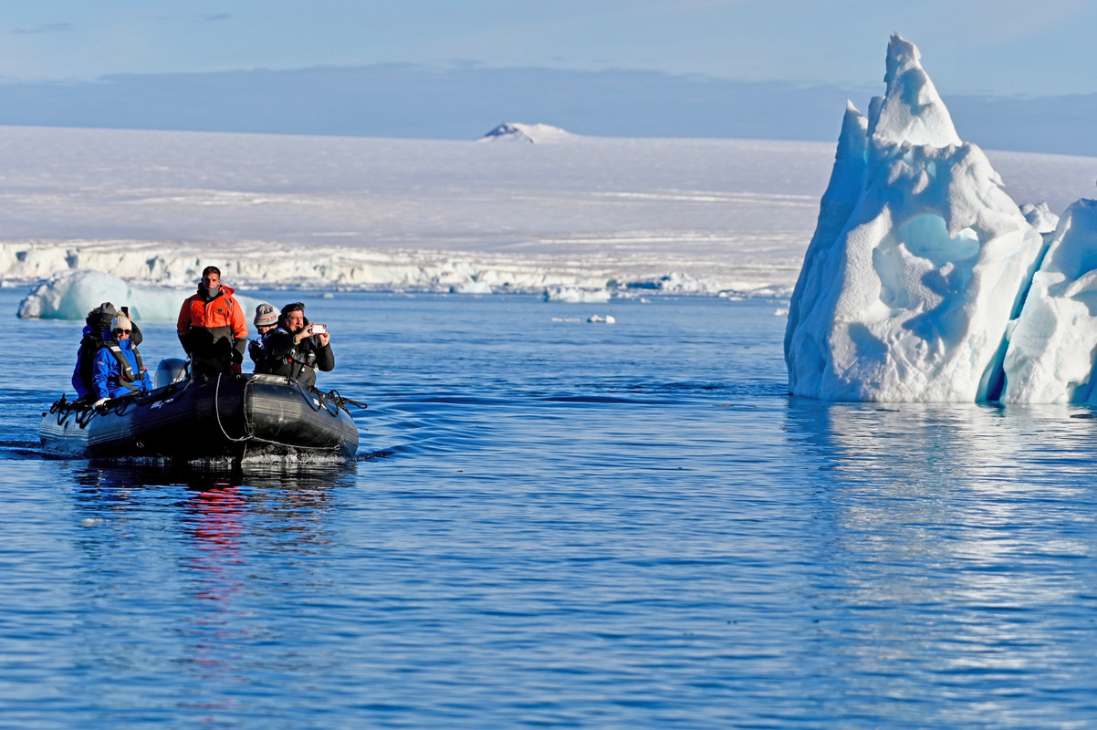 8 B1 D70 C6 BD39 491 C 934 F 992 D5 EFFB537 — Postimages