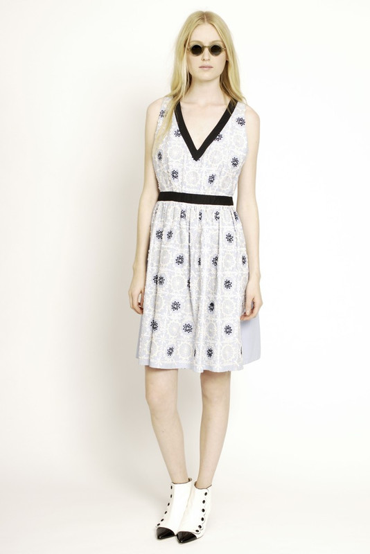 moschino c c02 — Postimages