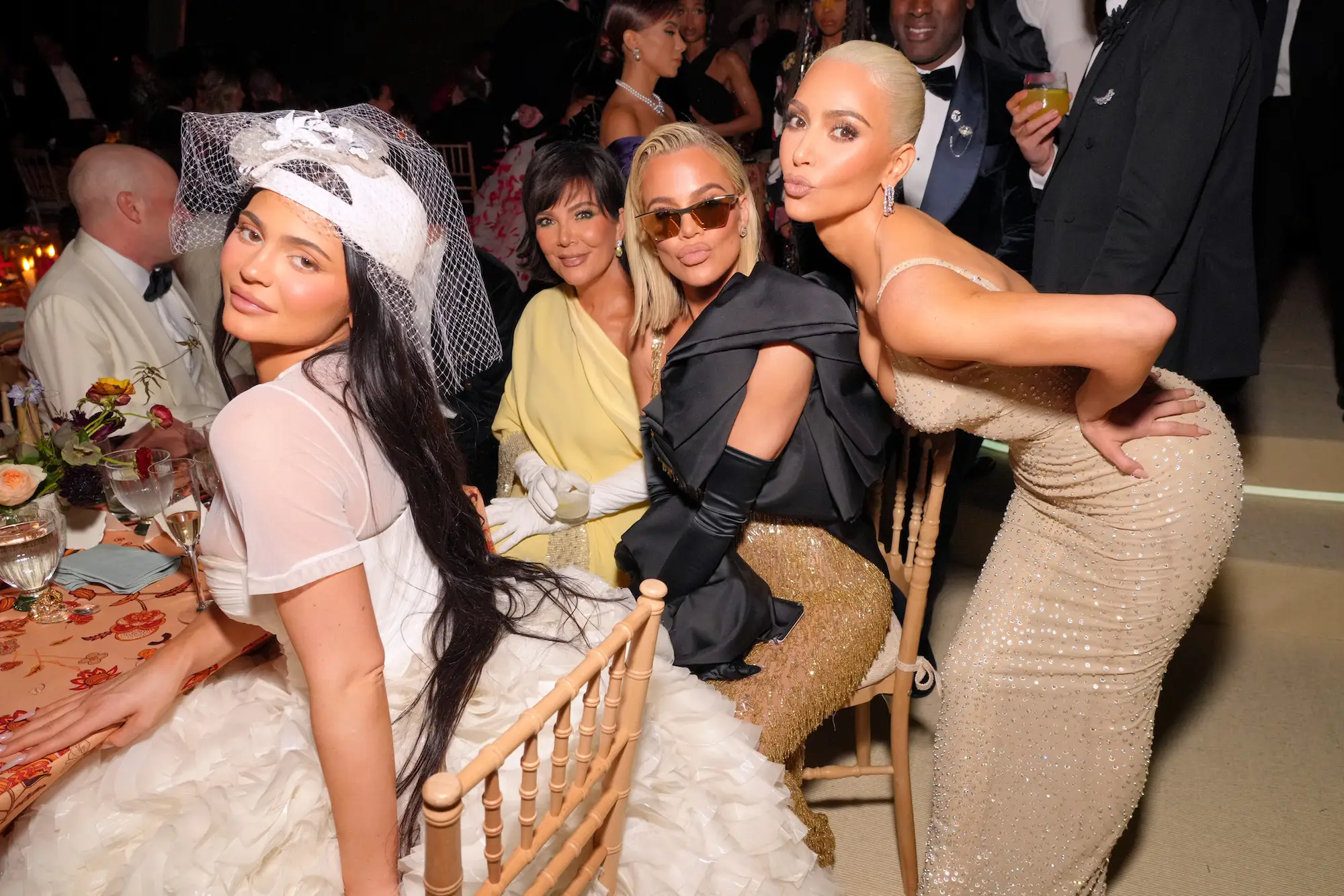 Kardashian Jenner Sisters Win Hearts At 2022 Met Gala Middle East Tribune