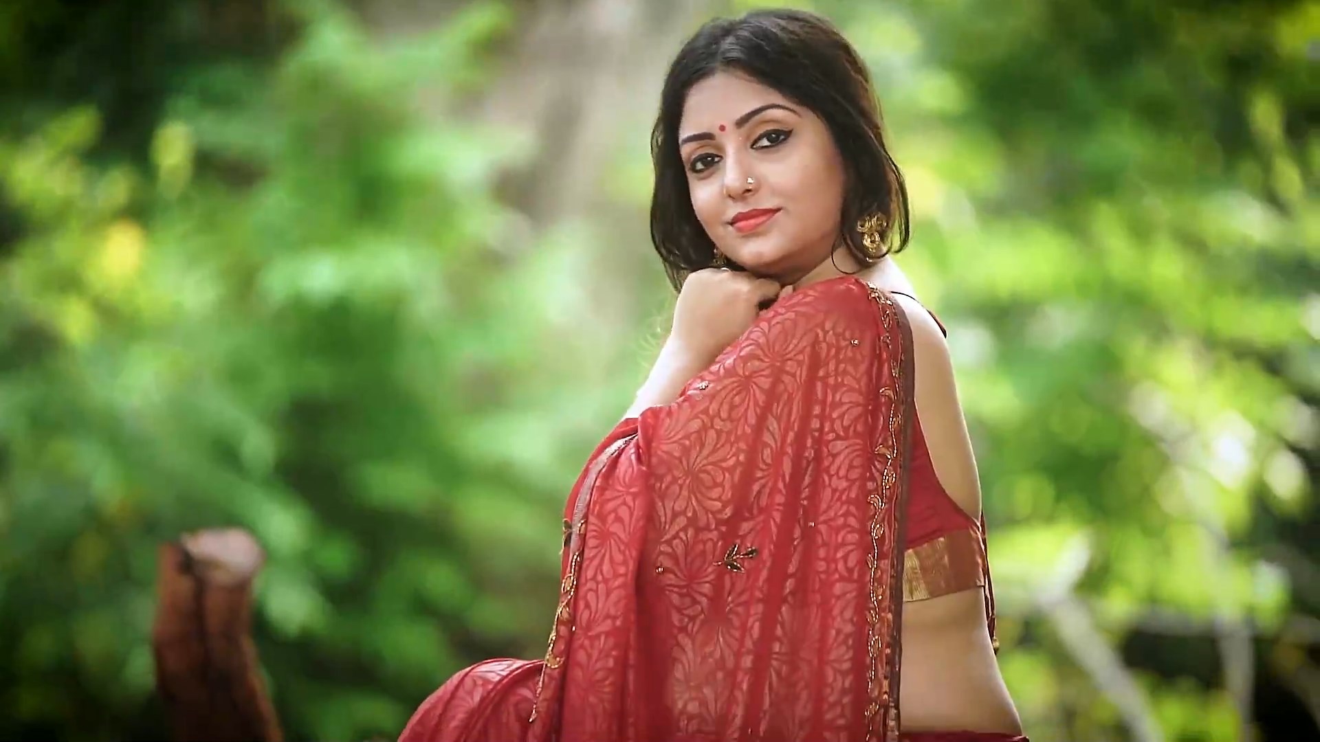 Bengali Beauty Rupsa Hot in Saree mkv snapshot 00 30 550 — Postimages