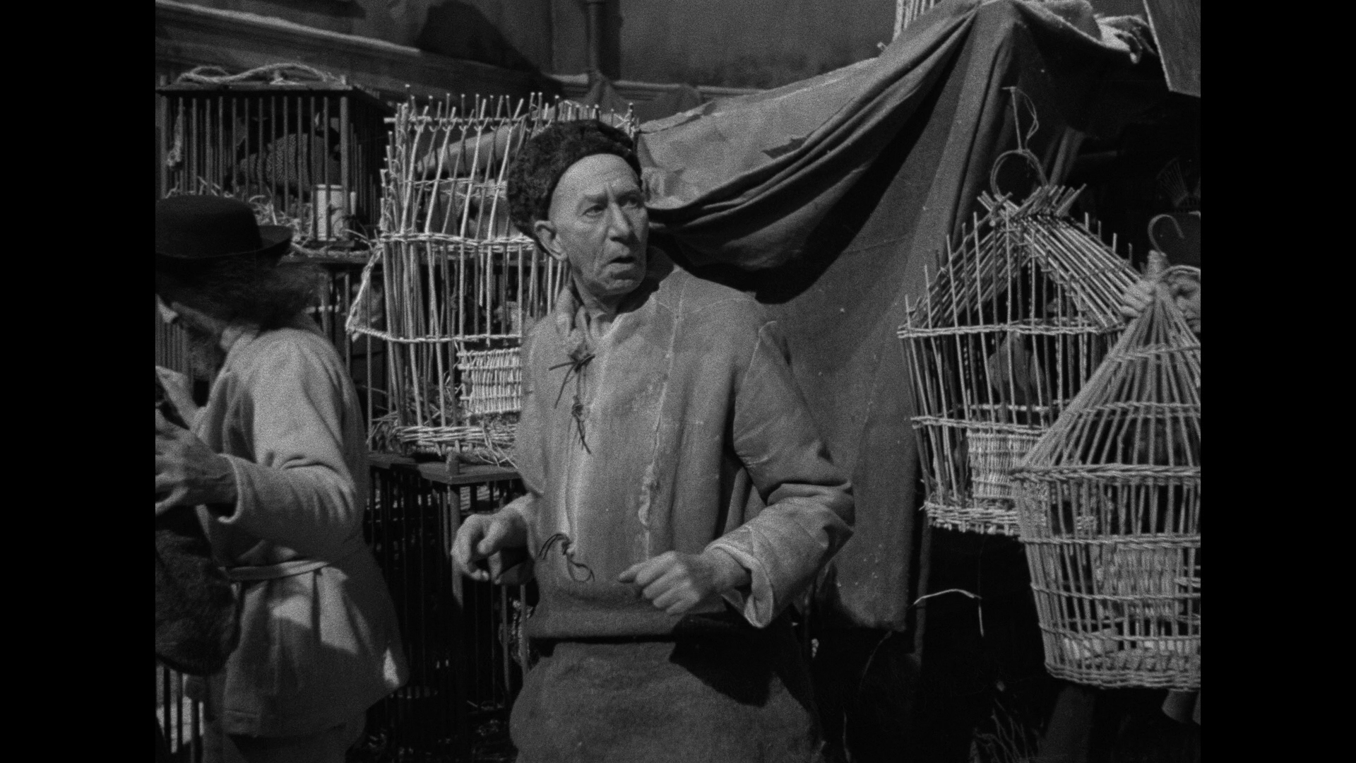 Queen8 — Postimages