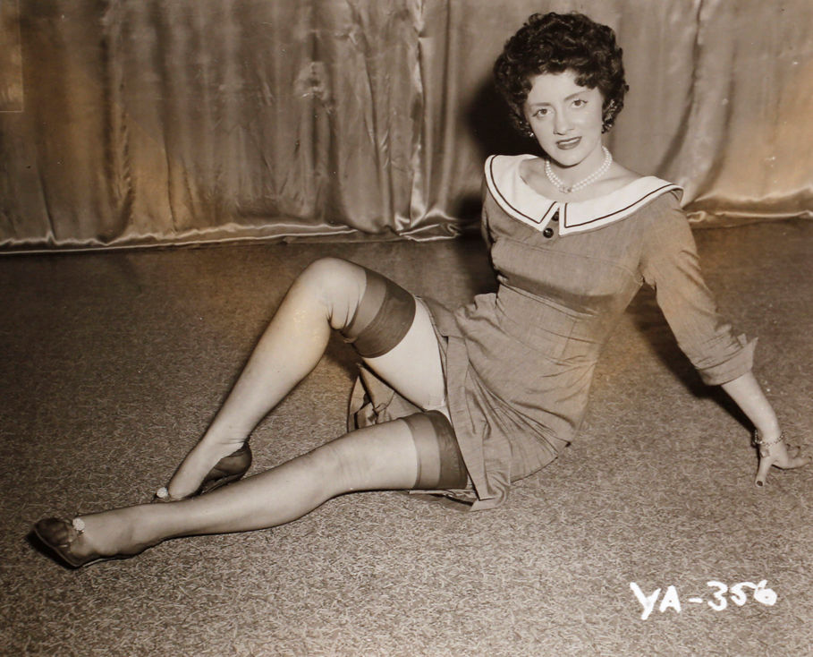 vintage stockings 2 10 1 — Postimages