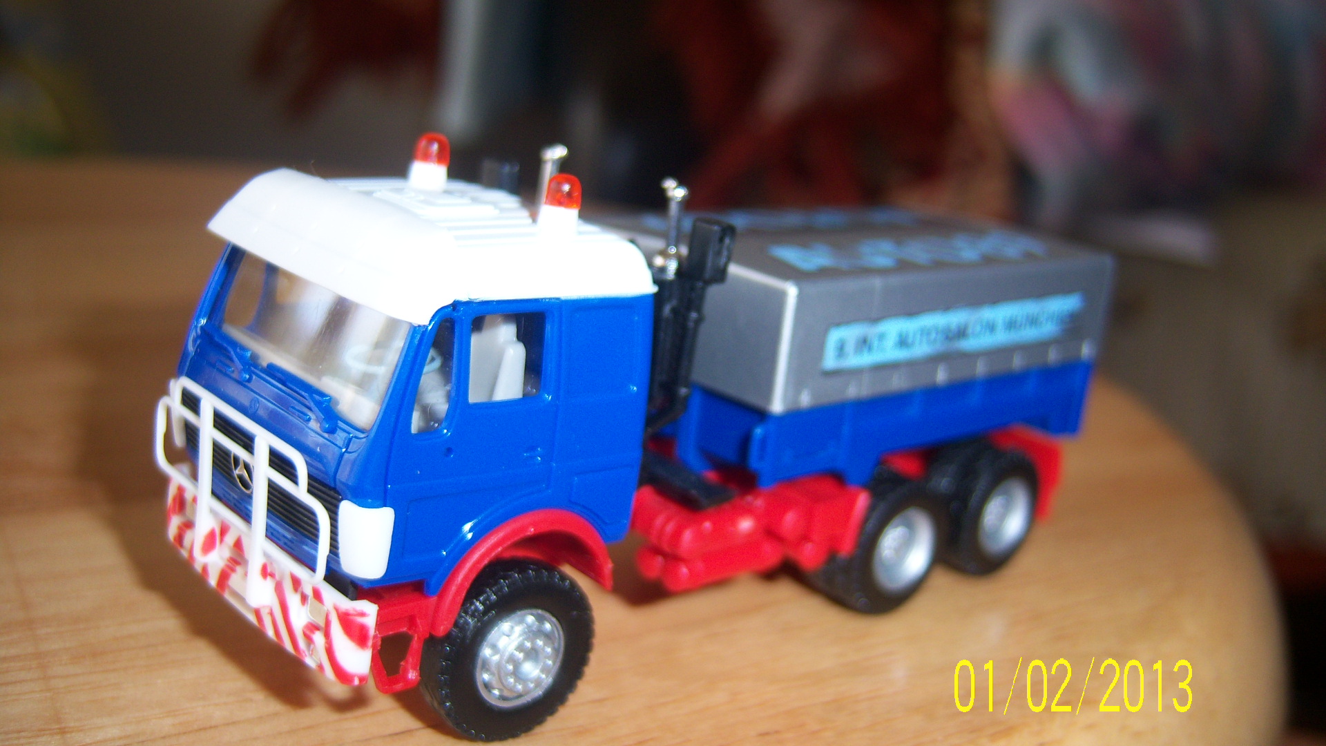 Mach (411) — Postimages