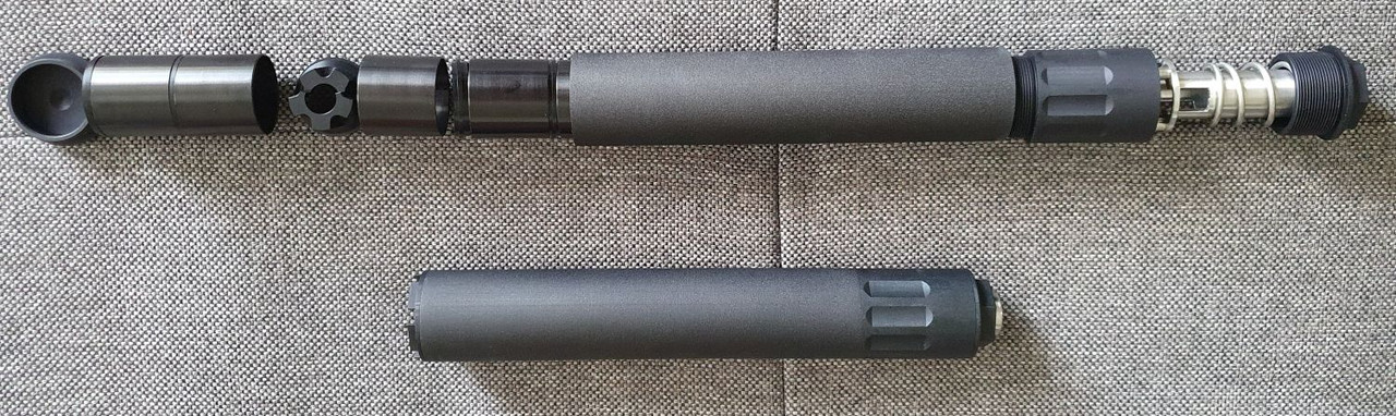 DEKO 9mm Pistolen-Schalldämpfer mit Booster *reduzierte B-Ware* - eGun