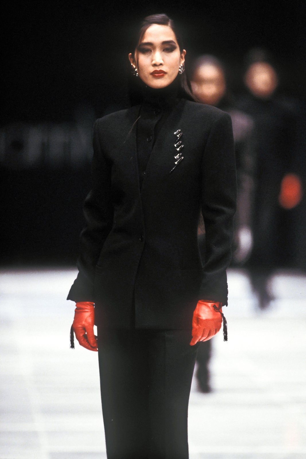 Fashion Classic: Gianni VERSACE Fall/Winter 1986 | The Internet's ...