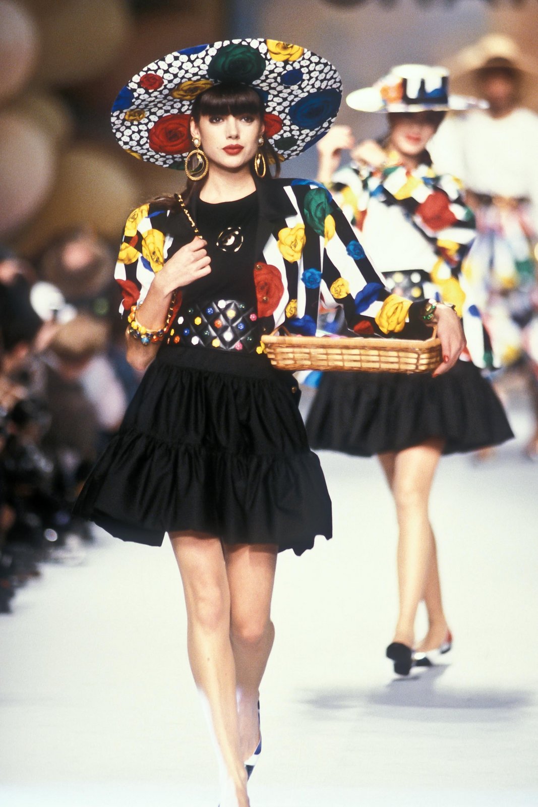 Fashion Classic: CHANEL Spring/Summer 1988 | Page 2 | Lipstick Alley