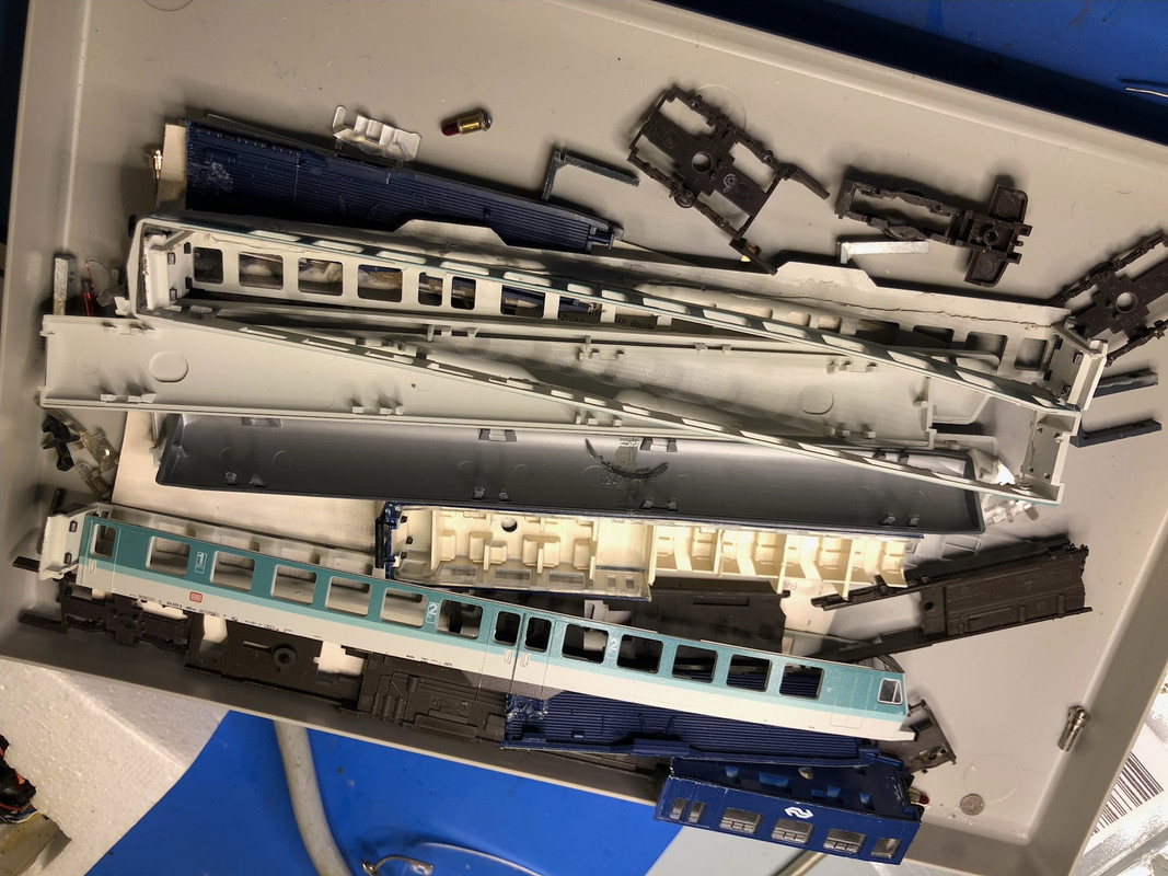 E70 EFEC6 F351 4 C17 AD68 E0 FAA62340 AC — Postimages