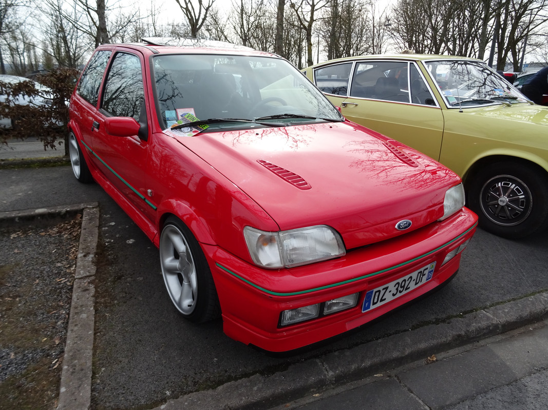 FIESTA RS TURBO 1990 N°4 — Postimages