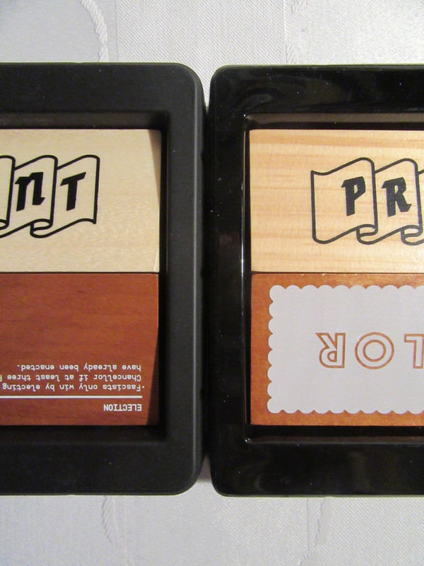 Is this an original Kickstarter copy of Secret Hitler? : r/boardgames