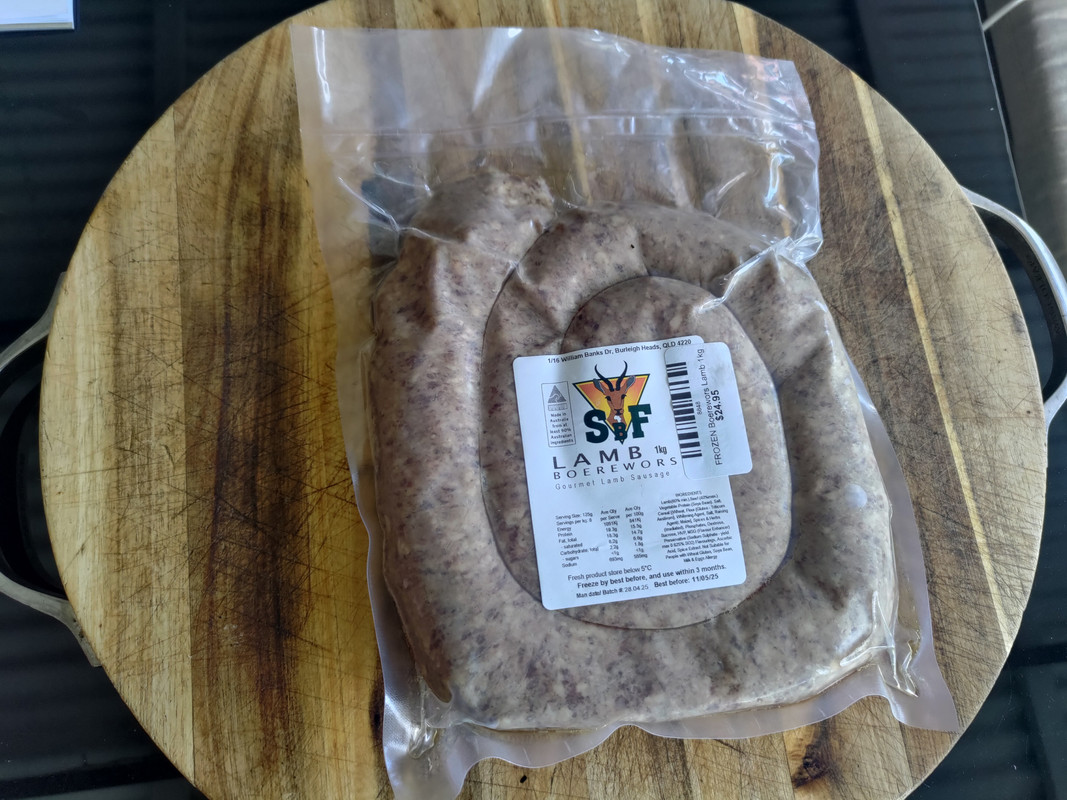 That's not a sausage. THIS is a SAUGAGE! | THE BBQ BRETHREN FORUMS